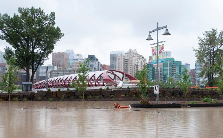The 2013 Calgary Flood: History and Impact on the City - calgary-name.com