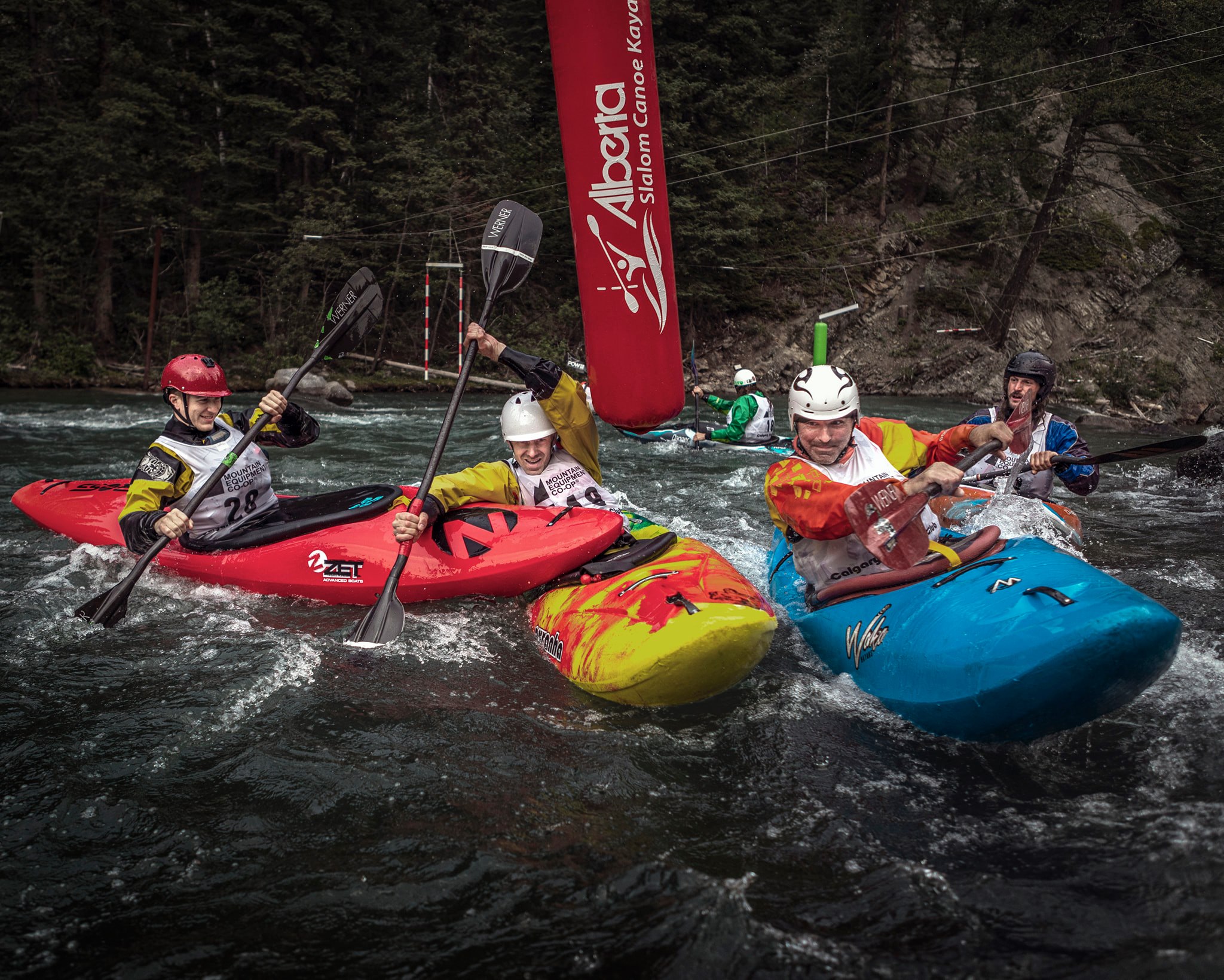 Extreme alloy. Rafting the Kananaskis near Calgary - calgary-name.com
